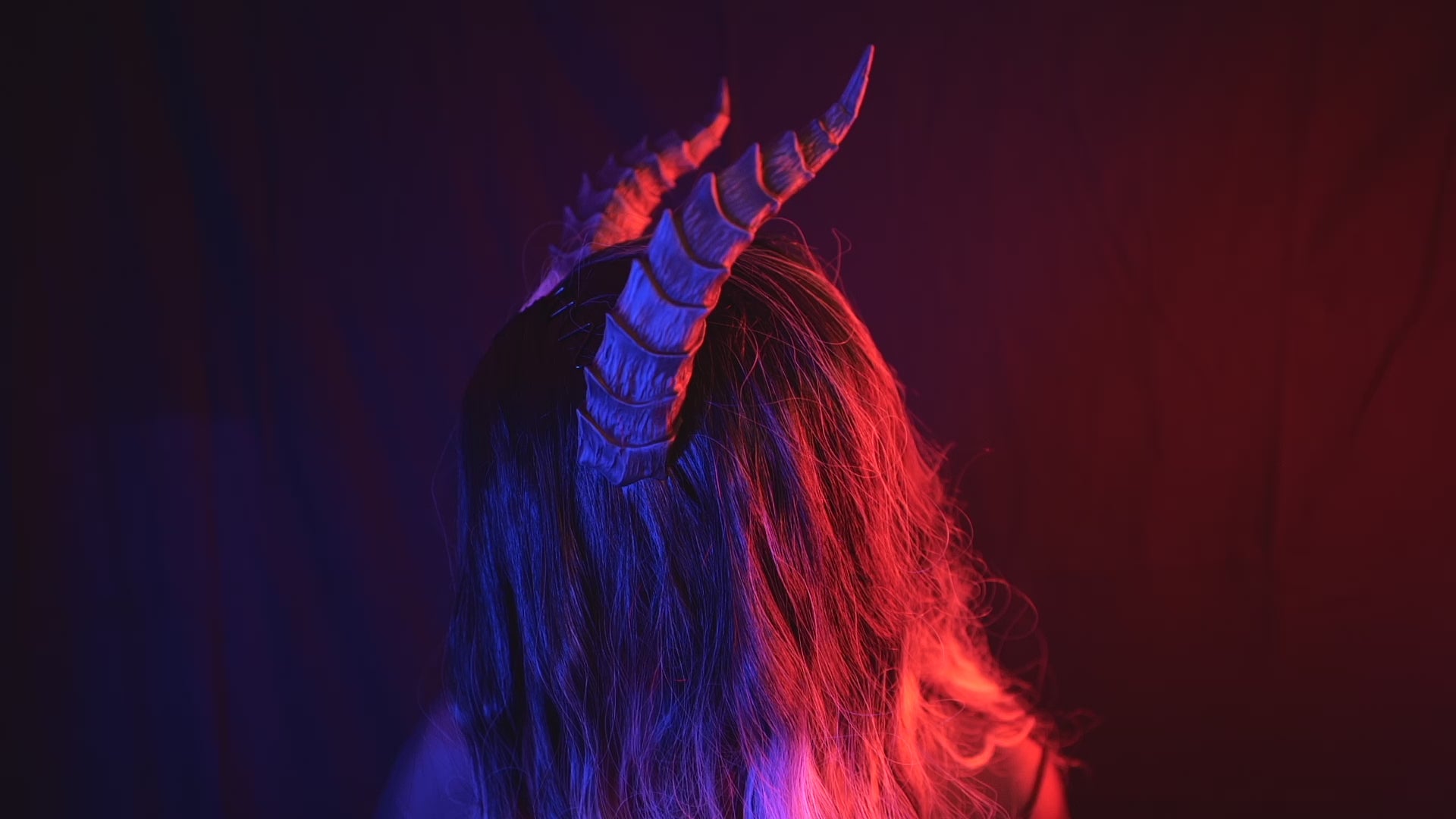 Hades Violet Tiefling Horns - Iridescent – Haus of Brimstone